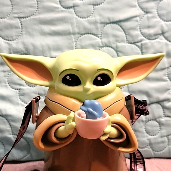 Disney | Kitchen | Disneyland Grogu Baby Yoda 223 Star Wars Sipper Cup ...